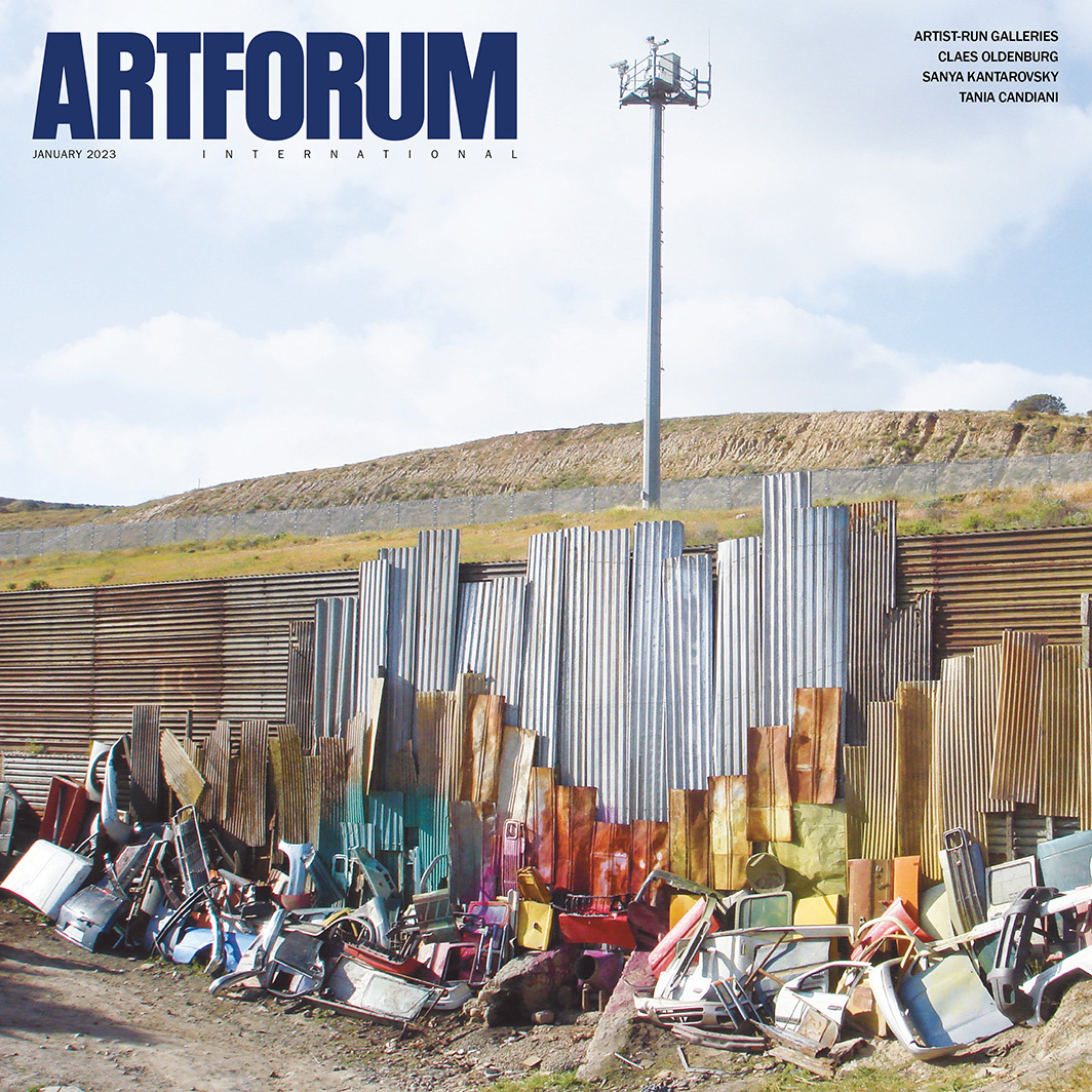 Artforum: Volume 61 - No. 05 (January 2023)